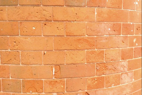 Gauge work - narrow mortar with accurate bricks (Royal Holloway College)